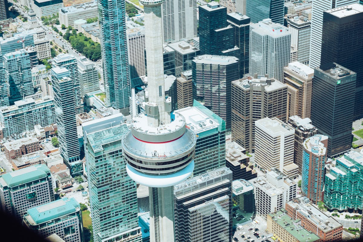 How does Canada predict the success of immigrants in its labour market ...